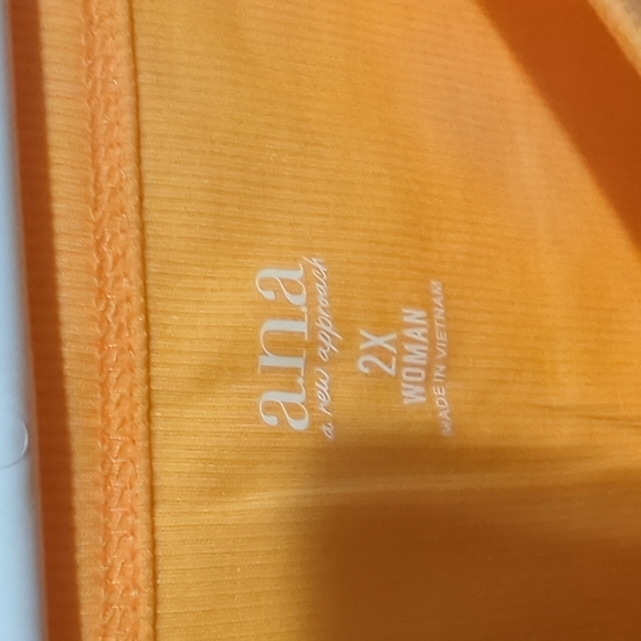 a.n.a | Tops | Plus Size Ana Tank | Poshmark